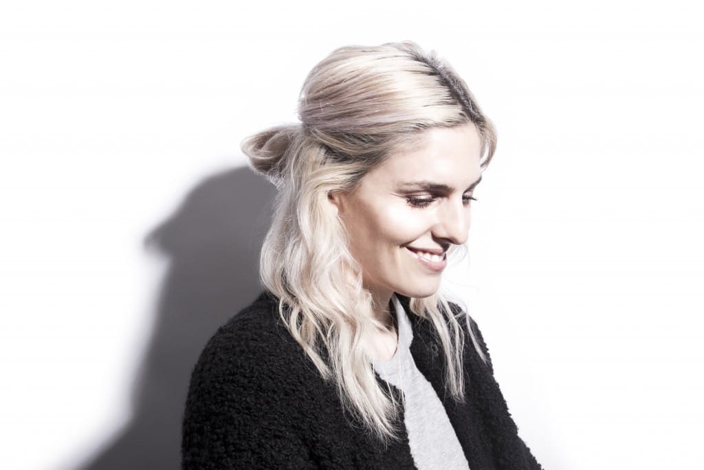 Drei Stylingvarianten des Half-Bun